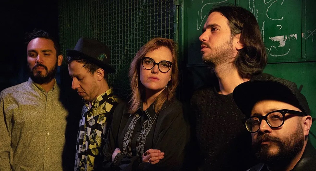 Escuchamos el nuevo LP de Hello Seahorse!, "Disco Estimulante" y ...