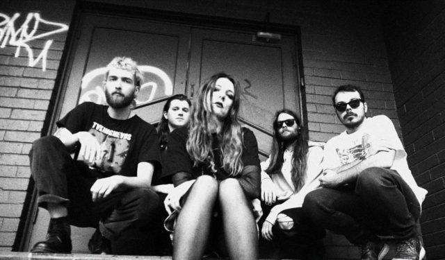 Oceans emulan a Lush con su nuevo single: "Mess You Up"